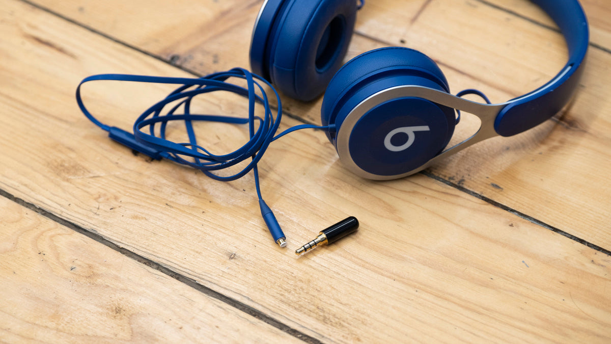 How to Replace the AUX Jack on Beats EP Headphones — Joe's Gaming ...