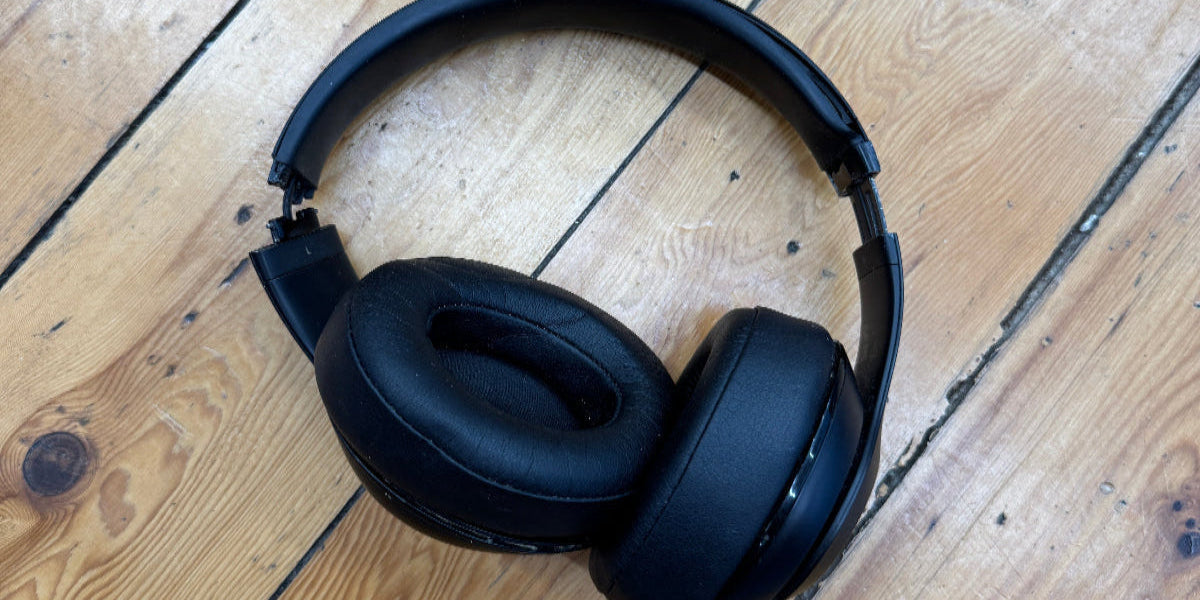 Headphone Hinge Broken? Repair Experts Explain Why Headbands and Hinge ...